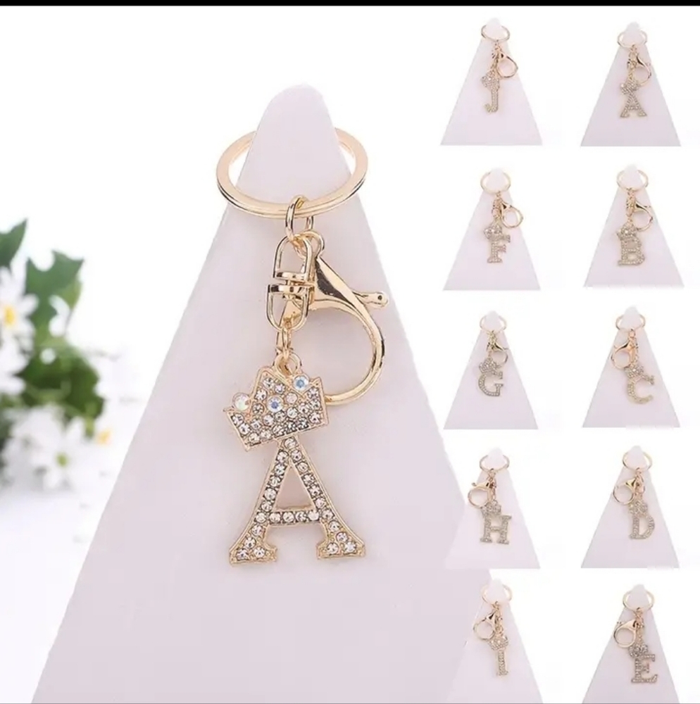 Keychain Letter A With Crown Keyrings - Gem